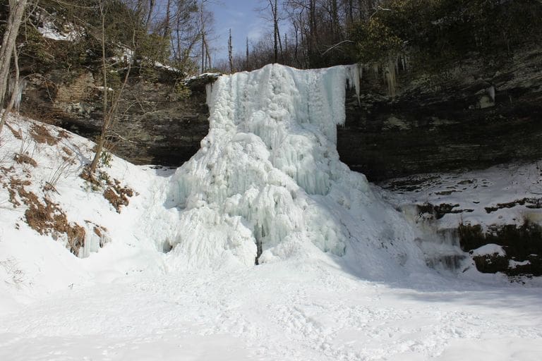 Top Frozen Waterfalls to visit in the Blue Ridge