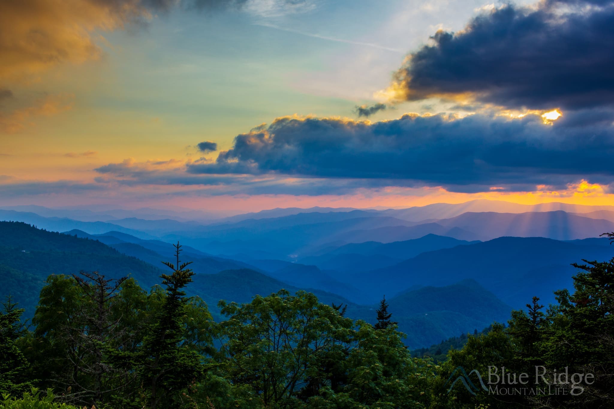 The Ultimate Blue Ridge Parkway Travel Guide