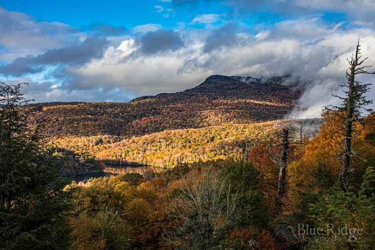 The 15 Best Places for Fall Colors in the NC Mountains