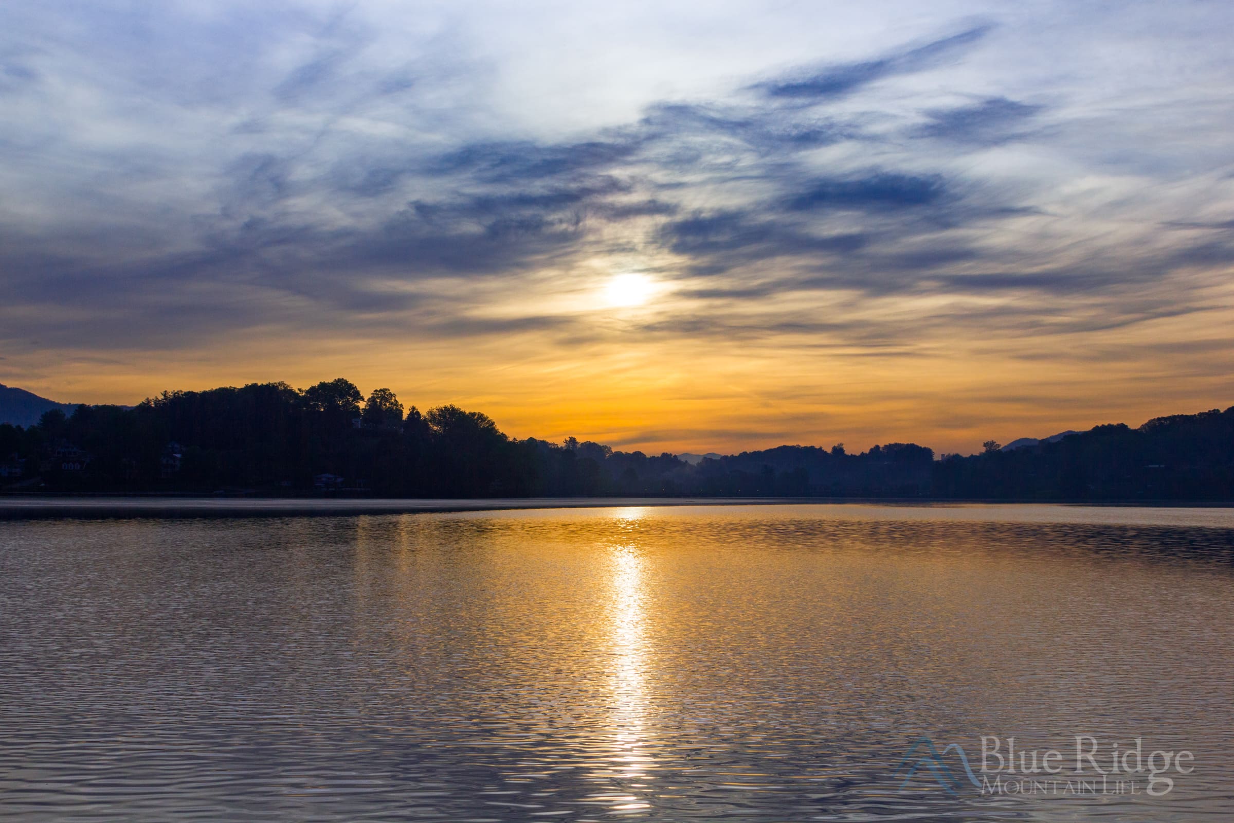 The Most Scenic Lakes in the Blue Ridge Mountains (by State)
