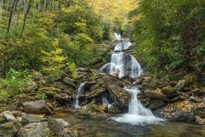 11 Top Autumn Waterfalls to Visit in the Blue Ridge Mountains