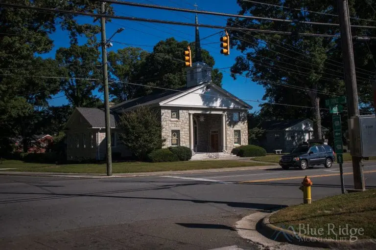 15+ Things to do in Mount Airy North Carolina - Mayberry and so much more!