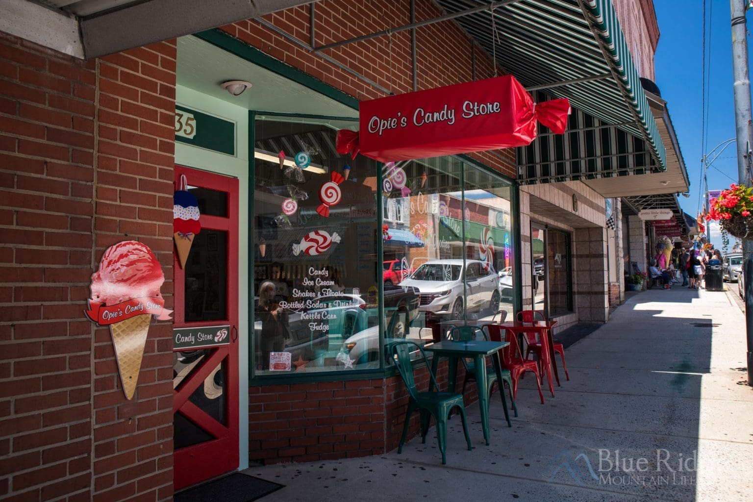 15+ Things to do in Mount Airy North Carolina - Mayberry and so much more!