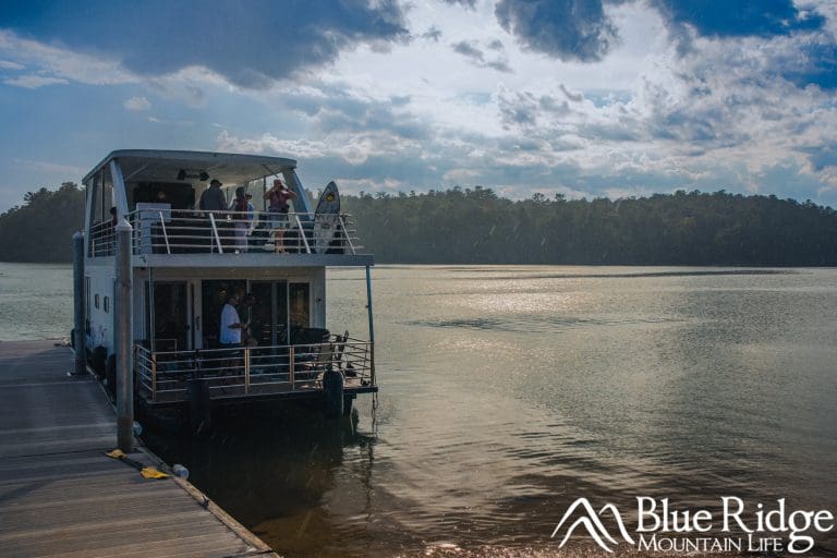 Marion NC Travel Guide: Best Things to Do, Places to Eat & Stay